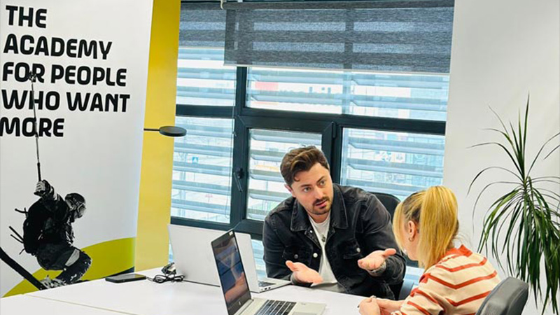 About Veo Worldwide Services